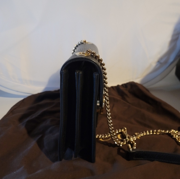 Gucci | Bags | Gucci Interlocking Pebbled Leather Cross Body | Poshmark